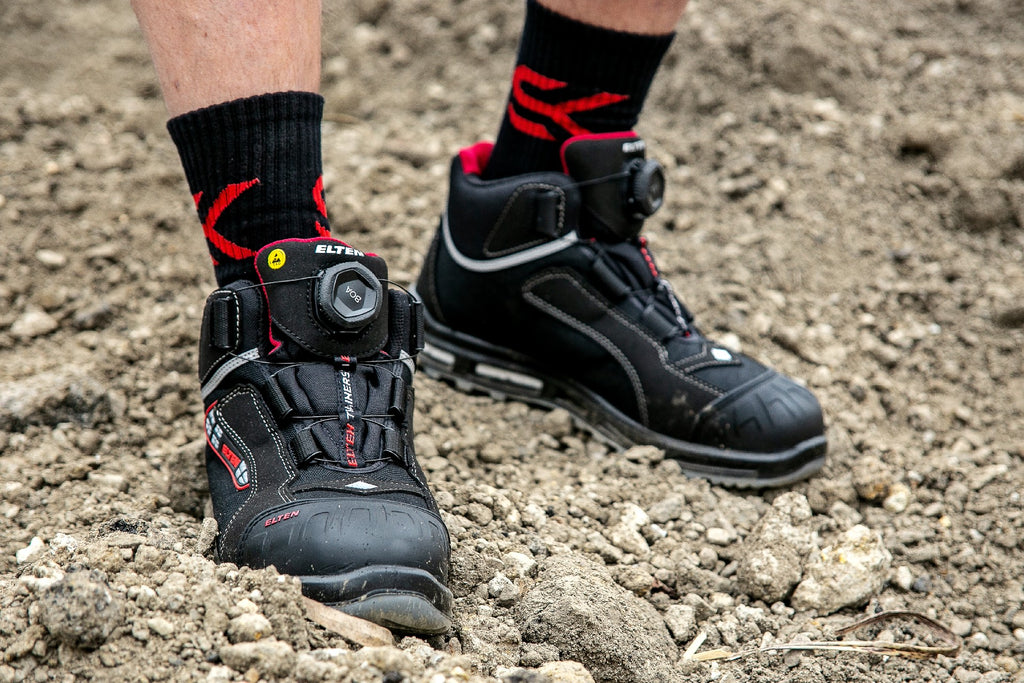 The Value of Shock-Absorbing Safety Shoes in the Workplace | Stitchkraft